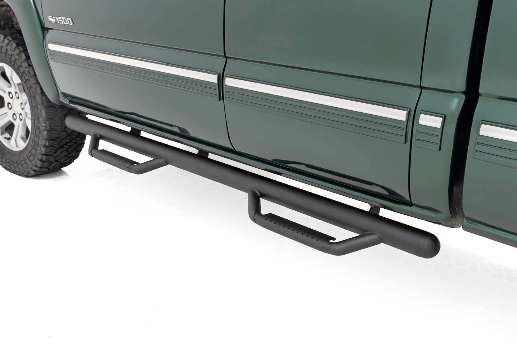 Nerf Steps | Cab Length | Chevy/GMC 1500/2500HD (99-06 & Classic ...